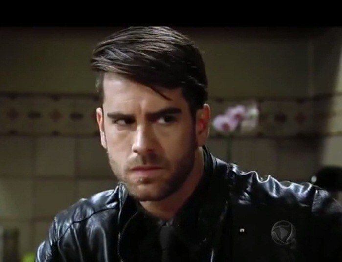 Corte De Cabelo Jovem Hitler